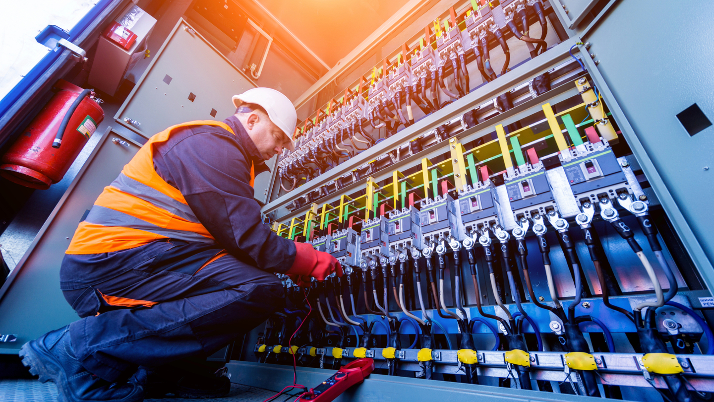 What is Plant Maintenance? A Guide to Optimizing Operations