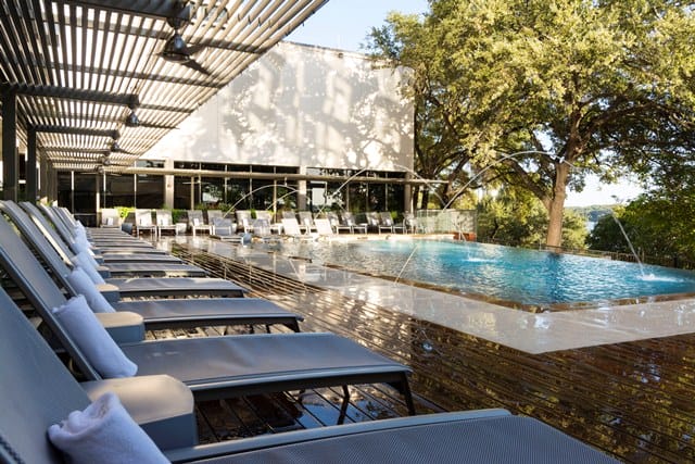 Radisson Pool Day Wet Deck - MicroMain