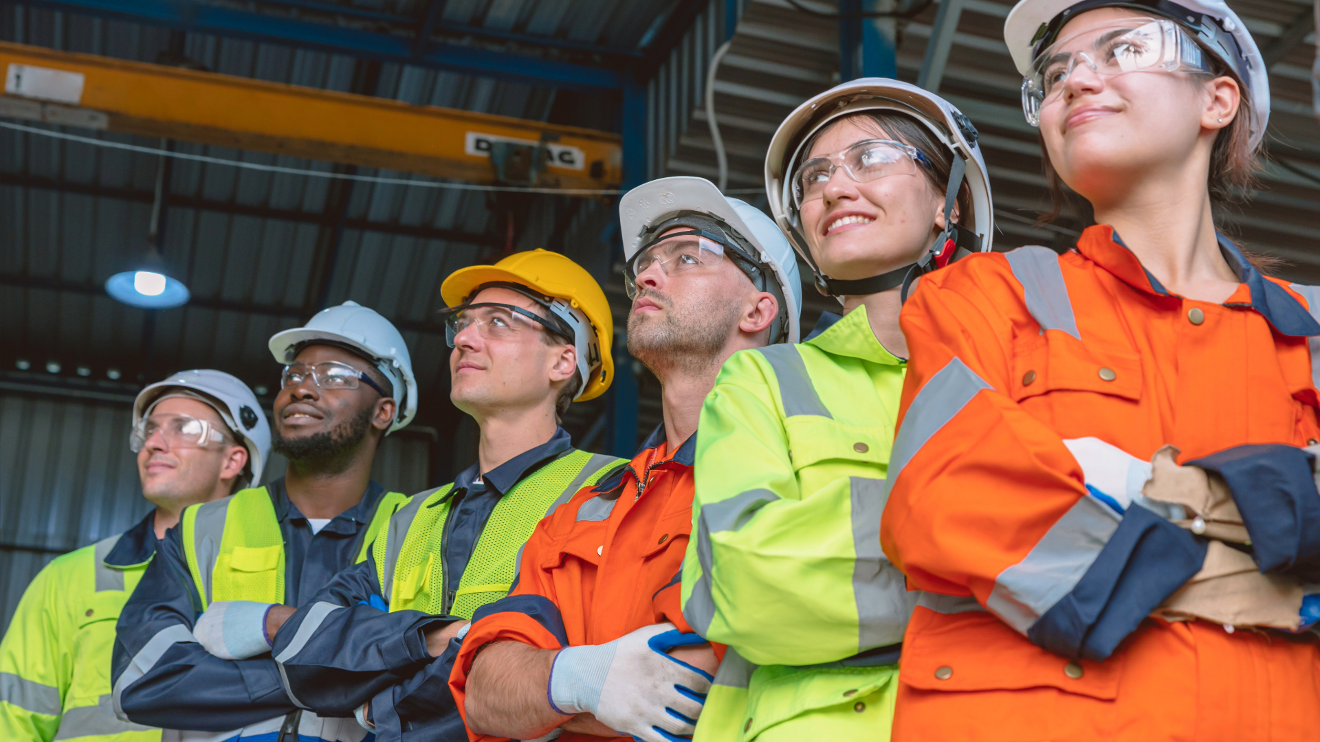 Team of manufacturing workers - MicroMain